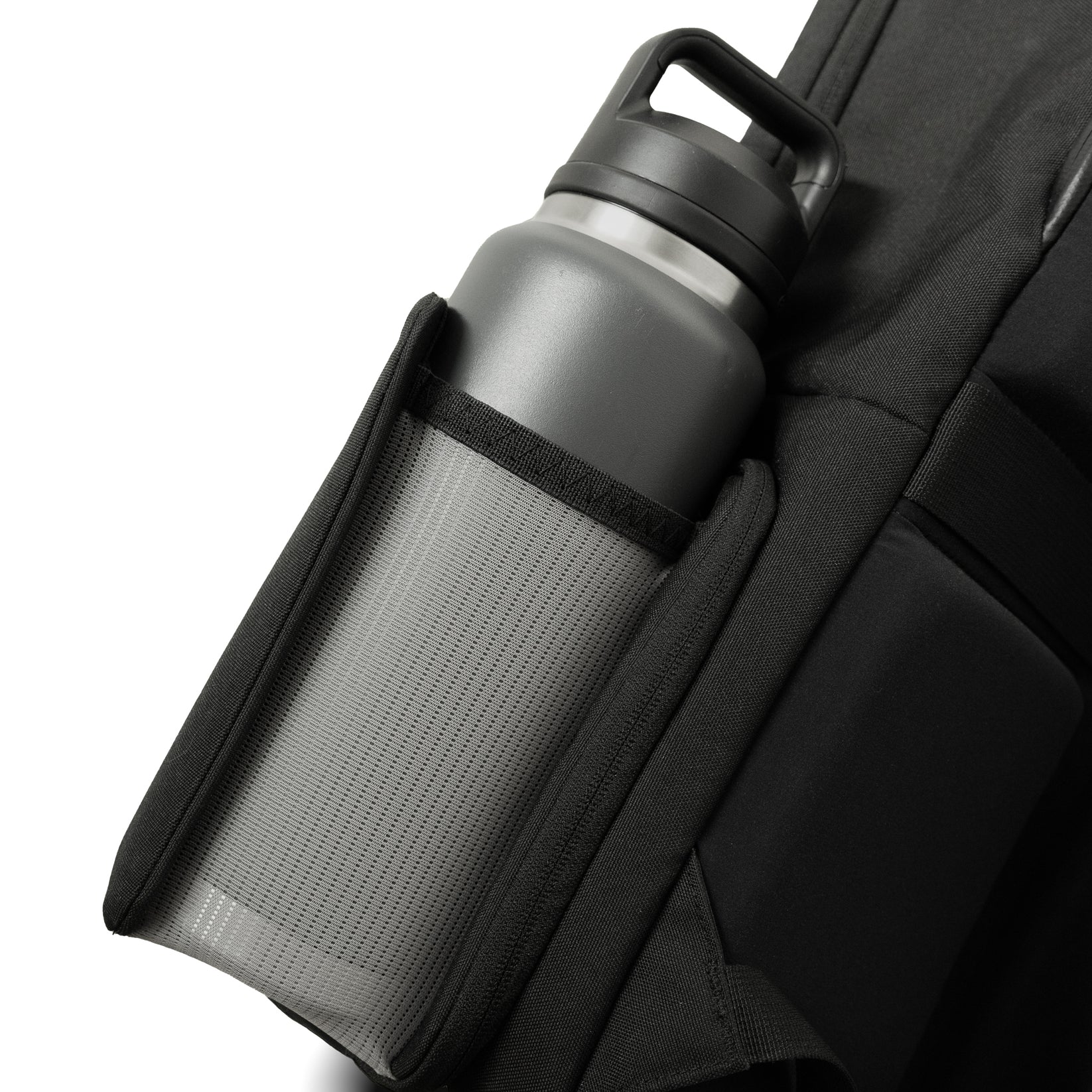 Birdesc Backpack - Sleek, Functional & Sustainably Made