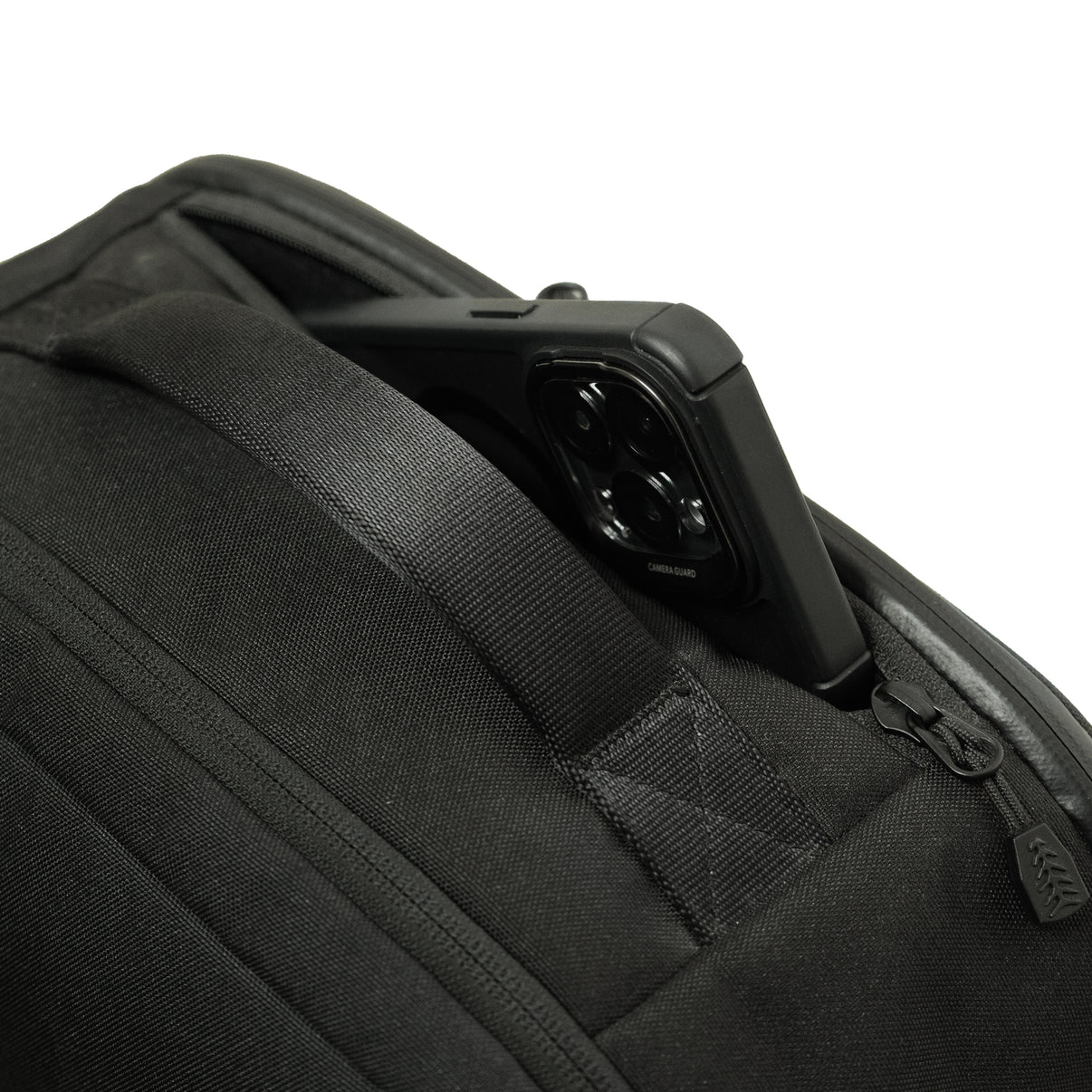Birdesc Backpack - Sleek, Functional & Sustainably Made